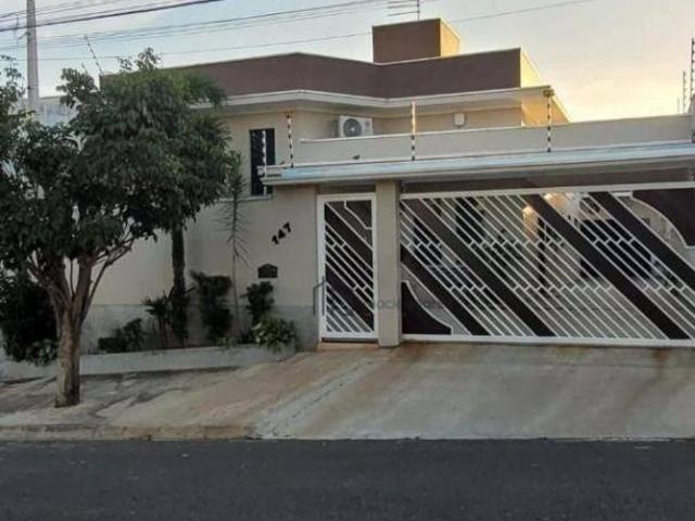Casa com 5 dormitórios à venda, 196 m² por R$ 1.400.000 Cruzeiro do Sul Jaguariúna/SP