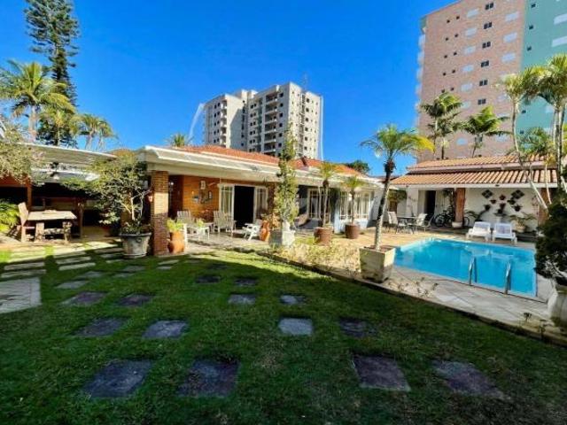 Casa com 5 dormitórios à venda, 192 m² por R$ 1.650.000,00 Centro Itanhaém/SP