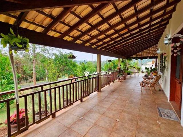 Casa com 5 dormitórios à venda, 206 m² por R$ 1.270.000,00 Condomínio Residencial Village Araçoiab