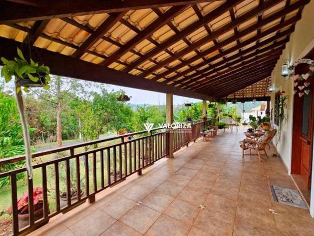 Casa com 5 dormitórios à venda, 206 m² por R$ 1.270.000,00 Condomínio Residencial Village Araçoiab
