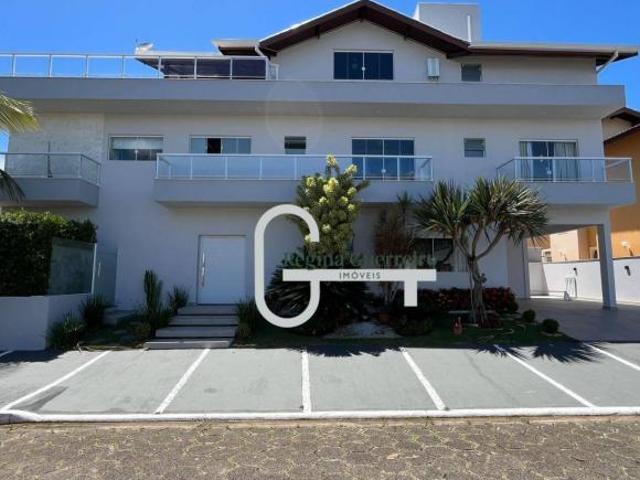 Casa com 5 dormitórios à venda, 200 m² por R$ 1.890.000,00 Residencial Três Marias Peruíbe/SP