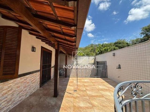 Casa com 5 dormitórios à venda, 200 m² por R$ 1.200.000,00 Itapoã Belo Horizonte/MG