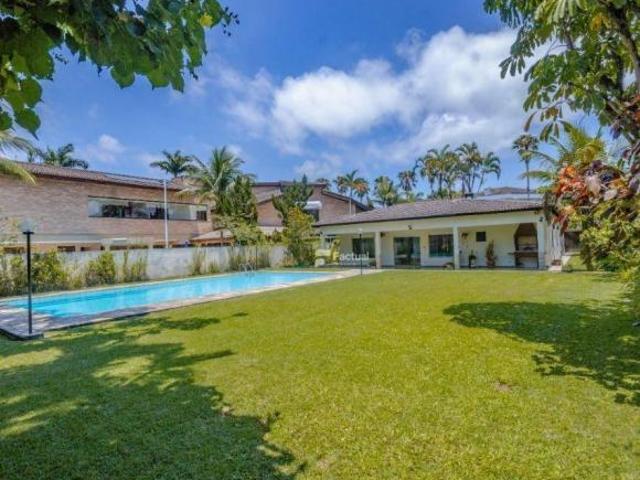 Casa com 5 dormitórios à venda, 200 m² por R$ 2.500.000,00 Acapulco Guarujá/SP