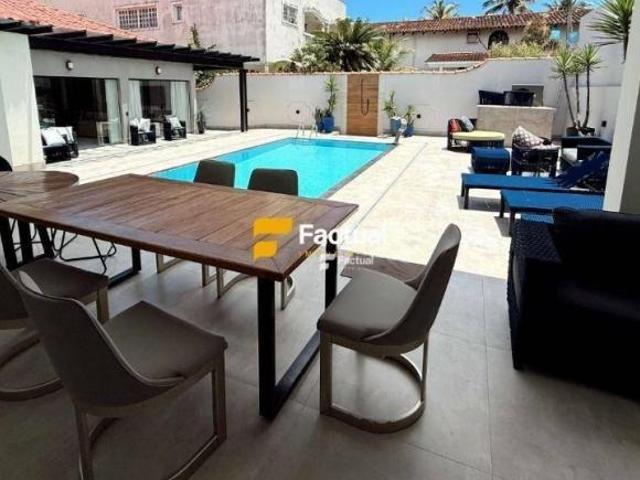 Casa com 5 dormitórios à venda, 200 m² por R$ 2.500.000,00 Acapulco Guarujá/SP