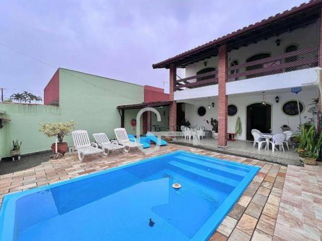 Casa com 5 dormitórios à venda, 212 m² por R$ 900.000,00 Parque Balneário Oásis Peruíbe/SP