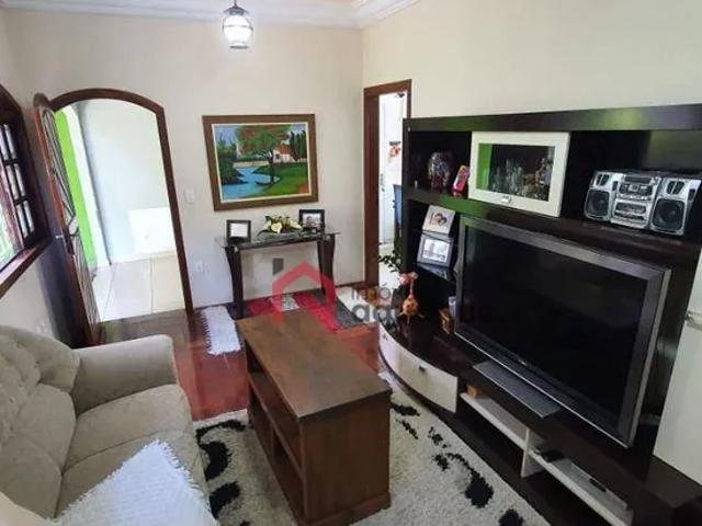Casa com 5 dormitórios à venda, 213 m² por R$ 690.000,00 Jardim Ismênia São José dos Campos/SP