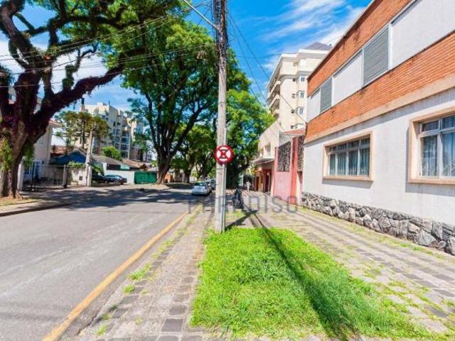 Casa com 5 dormitórios à venda, 238 m² por R$ 1.480.000,00 Mercês Curitiba/PR