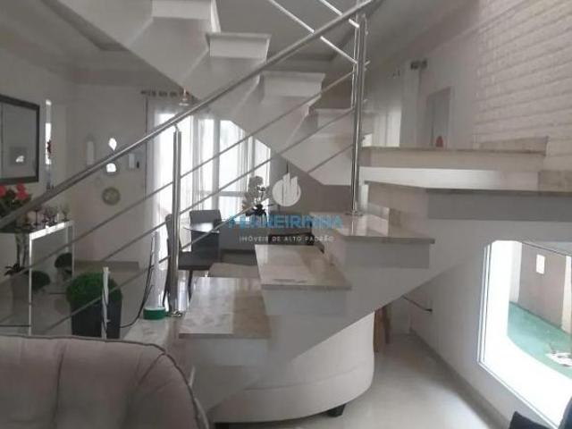 Casa com 5 dormitórios à venda, 232 m² por R$ 2.120.000,00 Urbanova São José