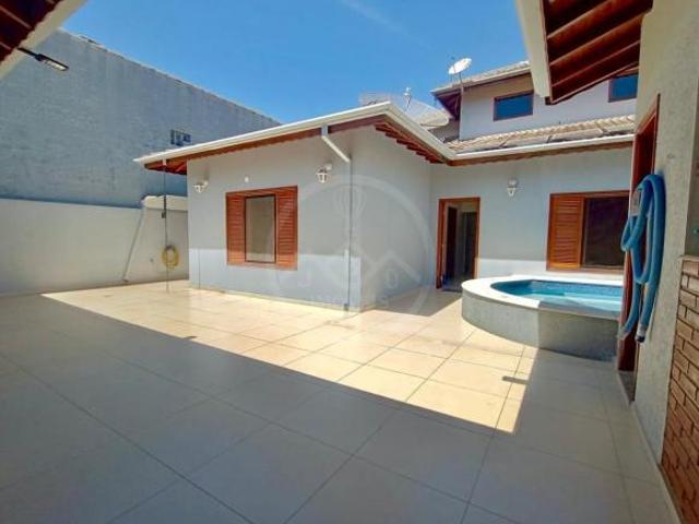 Casa com 5 dormitórios à venda, 249m² por R$ 1.300.000,00 – Condomínio Portal dos P