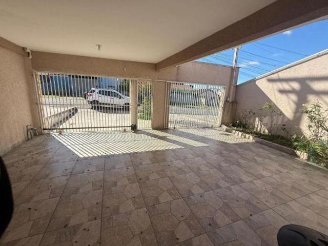 Casa com 5 dormitórios à venda, 240 m² por R$ 807.000 Santa Helena Curitiba/PR