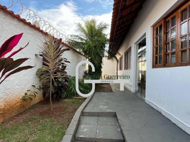 Casa com 5 dormitórios à venda, 267 m² por R$ 680.000,00 Parque Turístico Peruíbe/SP