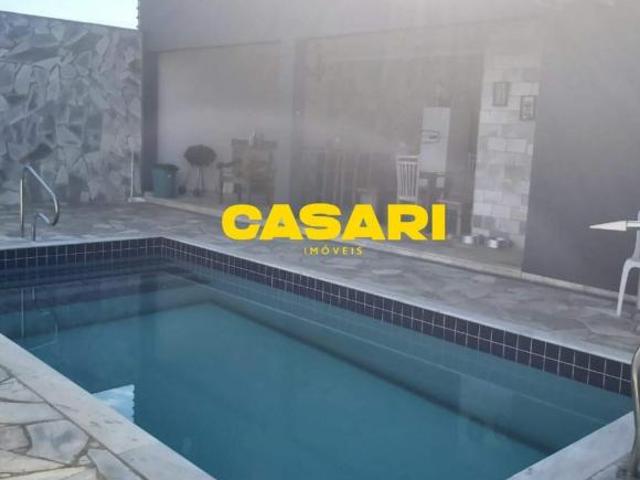 Casa com 5 dormitórios à venda, 260 m² em Residencial com lazer completo Solari