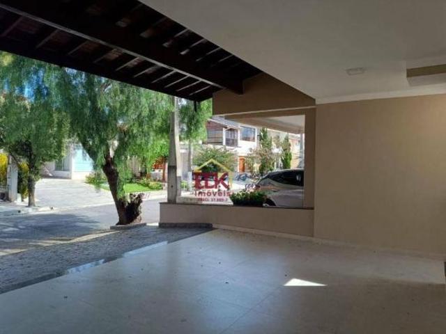 Casa com 5 dormitórios à venda, 260 m² por R$ 1.200.000,00 Condomínio Pinheiros de Tremembé Trem