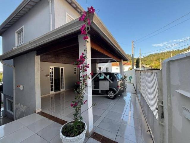 Casa com 5 dormitórios à venda, 262 m² por R$ 1.100.000,00 Vale dos Eucaliptos Guararema/SP