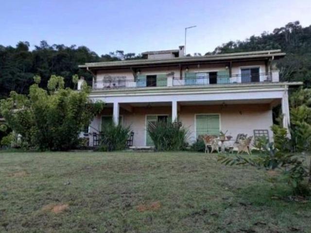 Casa com 5 dormitórios à venda, 275 m² por R$ 830.000 Parque das Samambaias Juiz de Fora/MG