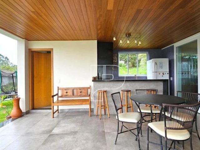 Casa com 5 dormitórios à venda, 281 m² por R$ 2.360.000,00 Parque das Artes Embu das Artes/SP