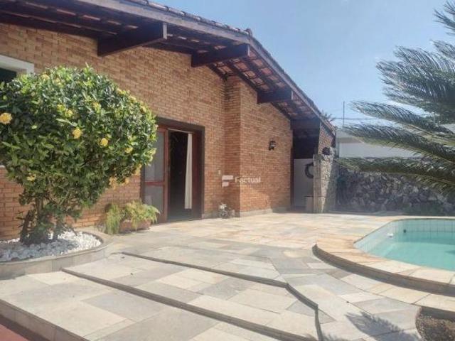 Casa com 5 dormitórios à venda, 294 m² por R$ 950.000,00 Enseada Guarujá/SP