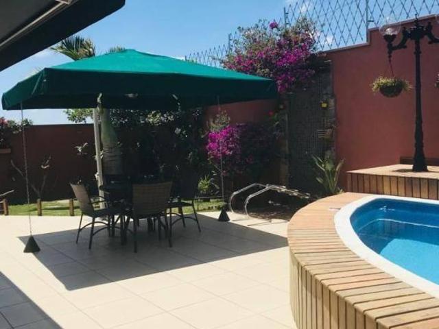 Casa com 5 dormitórios à venda, 298 m² por R$ 1.850.000,00 Condomínio São Miguel Vinhedo/SP