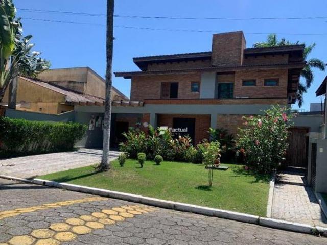 Casa com 5 dormitórios à venda, 309 m² por R$ 3.100.000,00 Acapulco Guarujá/SP