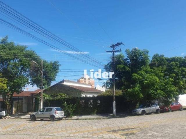 Casa com 5 dormitórios à venda, 300 m² por R$ 1.000.000,00 Sumaré Caraguatatuba/SP