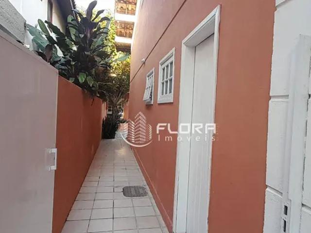 Casa com 5 dormitórios à venda, 300 m² por R$ 2.000.000,00 Santo Antônio Niterói/RJ