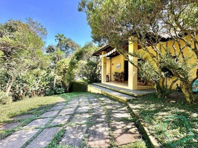 Casa com 5 dormitórios à venda, 302 m² por R$ 1.650.000 Jardim Colibri Cotia/SP