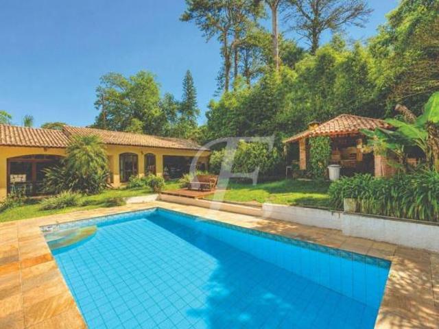 Casa com 5 dormitórios à venda, 302 m² por R$ 1.650.000,00 Jardim Colibri Embu das Artes/SP