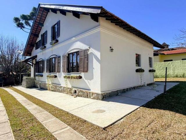 Casa com 5 dormitórios à venda, 315 m² por R$ 3.200.000,00 Vila Capivari Campos do Jordão/SP