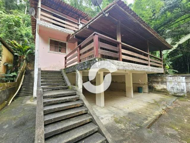 Casa com 5 dormitórios à venda, 325 m² por R$ 650.000,00 Vila Progresso Niterói/RJ