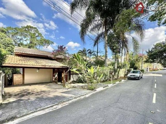 Casa com 5 dormitórios à venda, 321 m² por R$ 1.790.000,00 Granja Viana Carapicuíba/SP