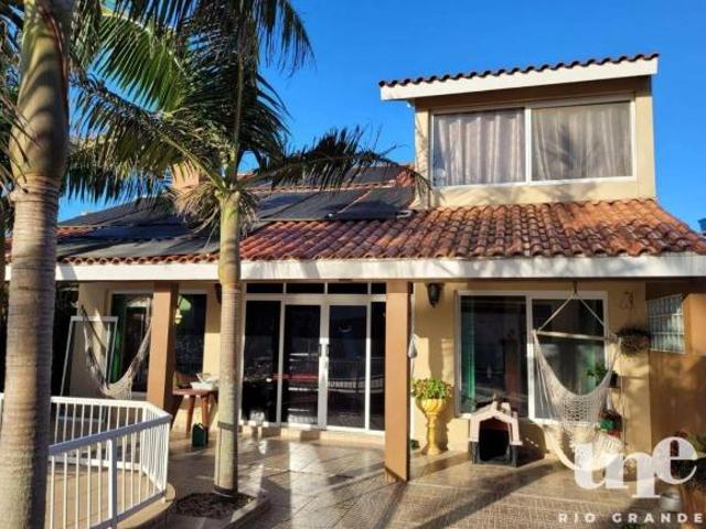 Casa com 5 dormitórios à venda, 340 m² por R$ 1.480.000,00 Cassino Rio Grande/RS