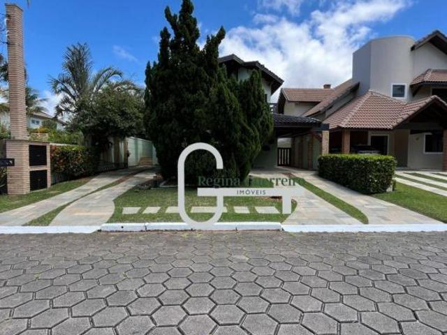 Casa com 5 dormitórios à venda, 355 m² por R$ 3.300.000,00 Bougainvillee I Peruíbe/SP