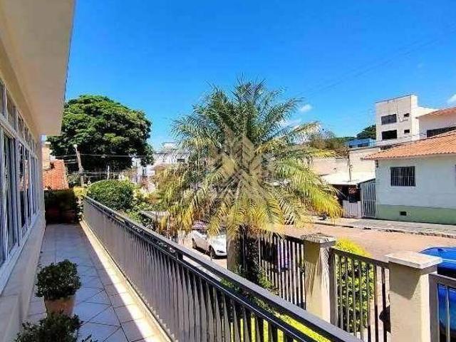 Casa com 5 dormitórios à venda, 369 m² por R$ 1.462.800,00 Centro Atibaia/SP