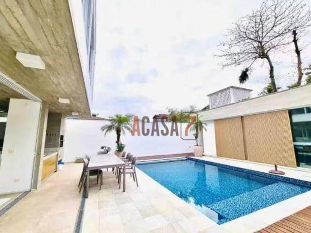 Casa com 5 dormitórios à venda, 388 m² Praia de Guaecá São Sebastião/SP