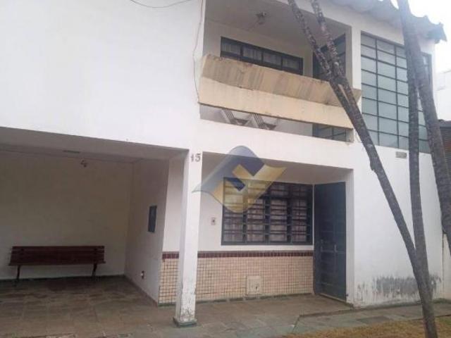 Casa com 5 dormitórios à venda, 380 m² por R$ 1.299.000,00 Guará I Guará/DF