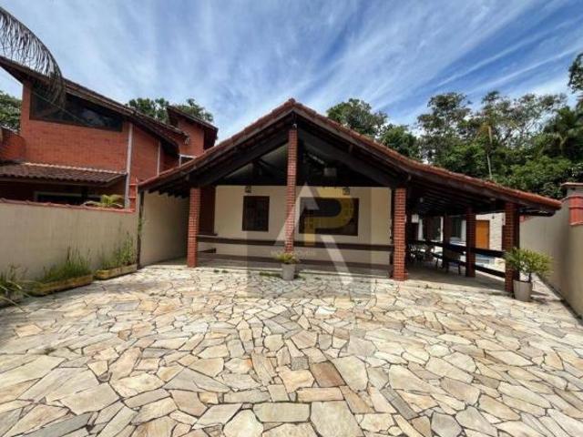 Casa com 5 dormitórios à venda, 400 m² Residencial Guaratuba Bertioga/SP