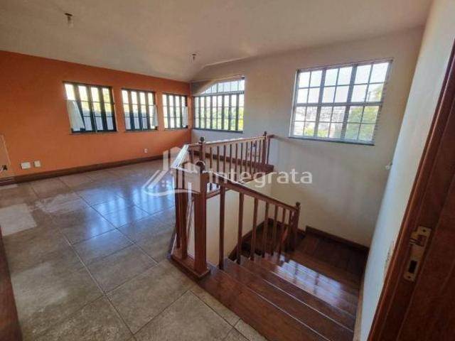 Casa com 5 Quartos à Venda, Jardim do Ginásio Poços de Caldas