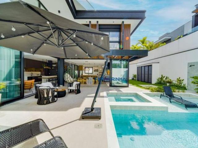 Casa à venda, 420 m² por R$ 5.100.000,00 Urbanova São José dos Campos/SP