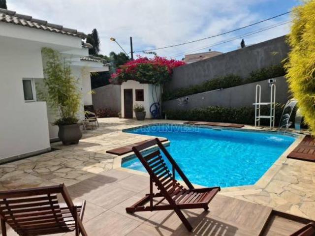 Casa com 5 dormitórios à venda, 423 m² por R$ 2.800.000,00 Beverly Hills Jandira/SP