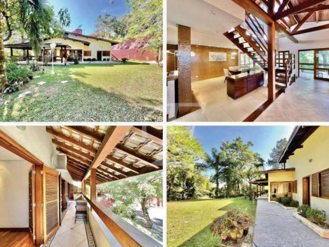 Casa com 5 dormitórios à venda, 446 m² por R$ 2.100.000,00 GRANJA VIANA – FAZENDINHA Carapicuíba