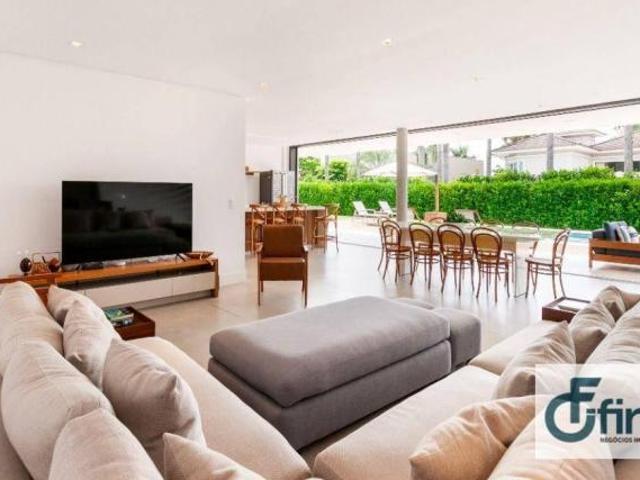 Casa com 5 dormitórios à venda, 459 m² por R$ 6.290.000,00 Condomínio Lago Azul Residencial Golfe