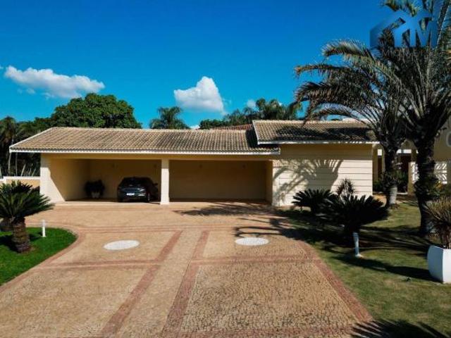 Casa com 5 dormitórios à venda, 487 m² por R$ 1.800.000,00 Condomínio Haras São Luiz Salto/SP