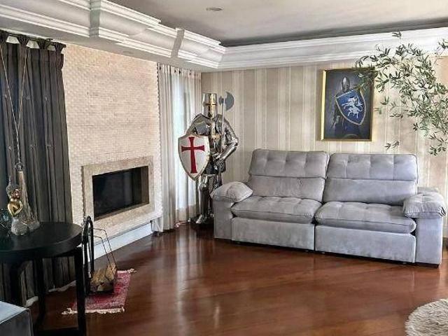 Casa com 5 dormitórios à venda, 560 m² por R$ 2.800.000,00 Parolin Curitiba/PR