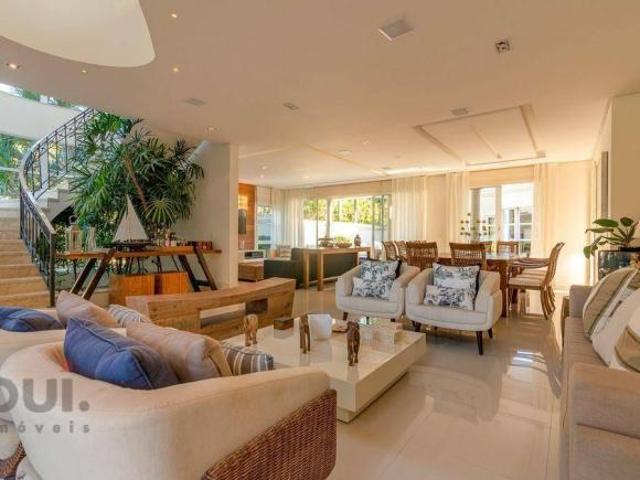 Casa com 5 dormitórios à venda, 560 m² por R$ 4.250.000 Acapulco Guarujá/SP
