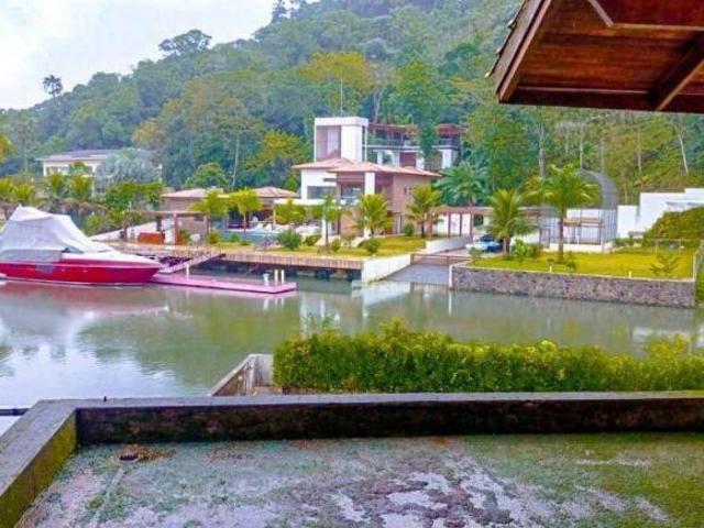 Casa com 5 dormitórios à venda, 650 m² por R$ 6.800.000,00 Marina Guarujá Guarujá/SP