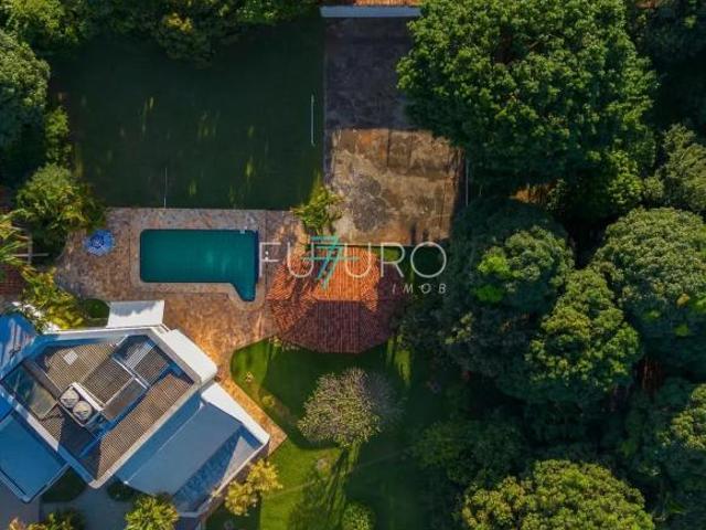 Casa com 5 dormitórios à venda, 666 m² por R$ 4.100.000,00 Setor de Habitações Individuais Sul B