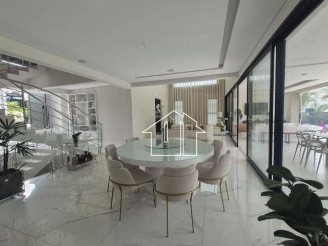Casa com 5 dormitórios à venda, 880 m² por R$ 12.000.000,00 Urbanova São José dos Campos/SP