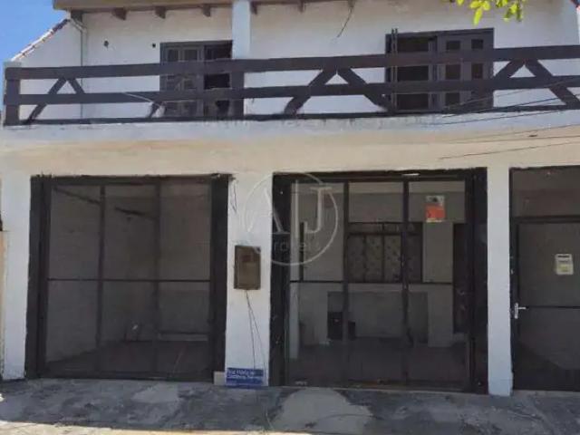 Casa com 5 Dormitórios à venda, Bairro Farrapos em Porto Alegre 244.92m² Churrasqueira, Pátio, terraço e 2 garagens