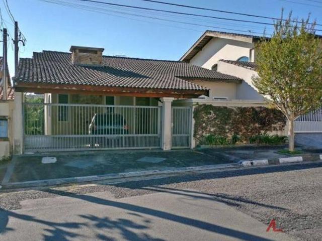 Casa com 5 dormitórios à venda de 242 m² no Jardim Tapajós em Atibaia/SP CA4144