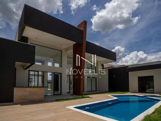 Casa com 5 dormitórios à venda no Urbanova em SJCampos